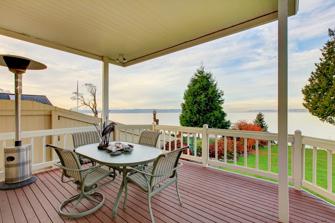 Reasons to Build a Lakefront Property - T&G Builders
