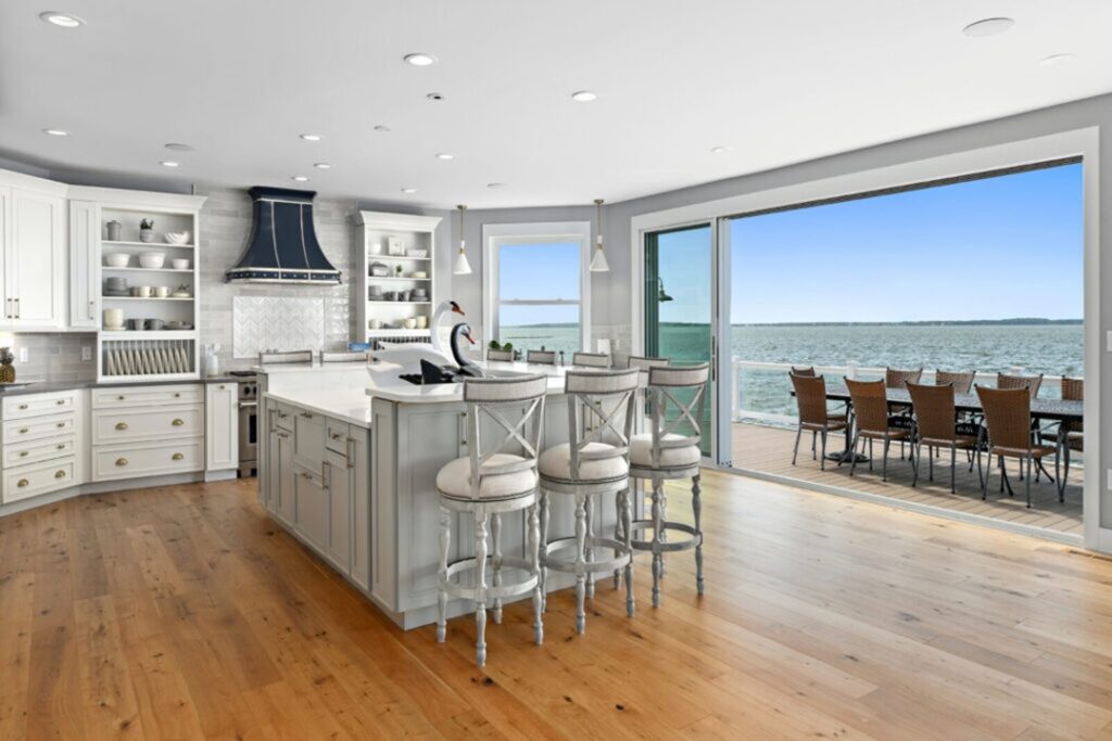 The Most In-Demand Waterfront Home Designs - T&G Builders